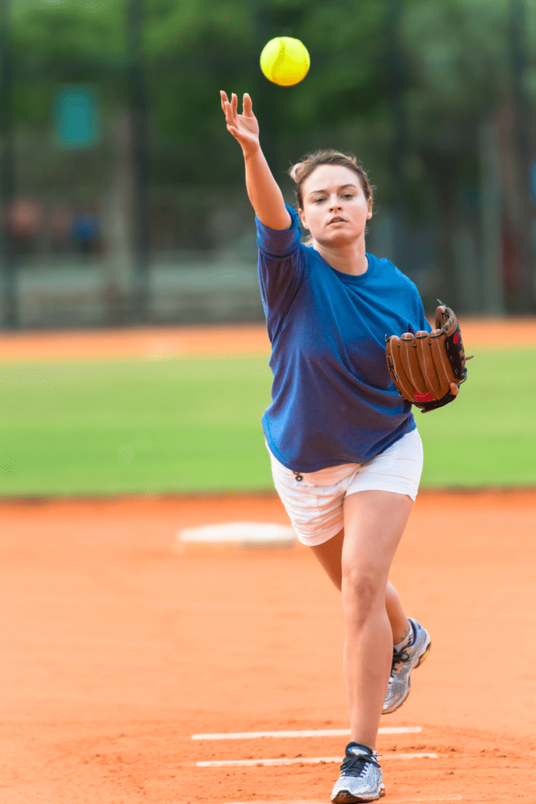 How a Pitching Coach Can Improve Softball Pitchers’ Performance - My Blog