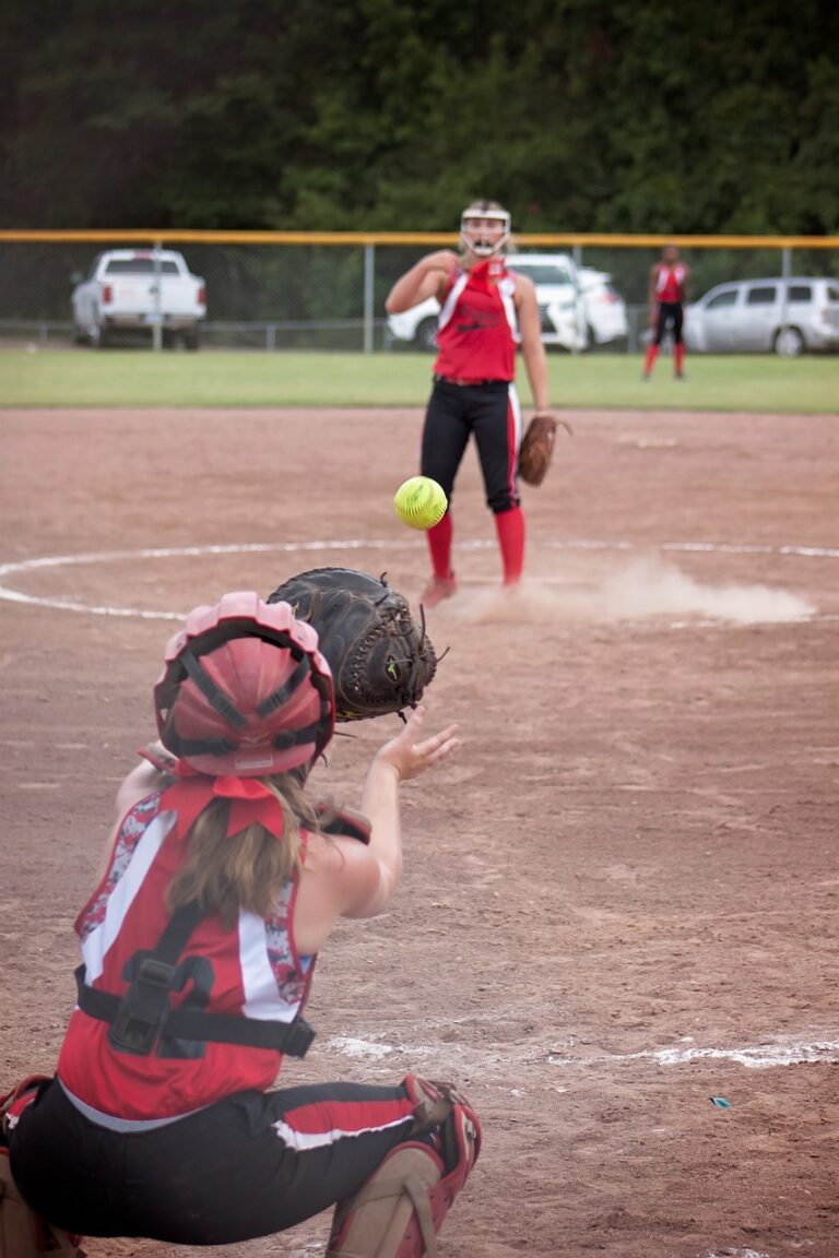 How to Be the Best Softball Catcher